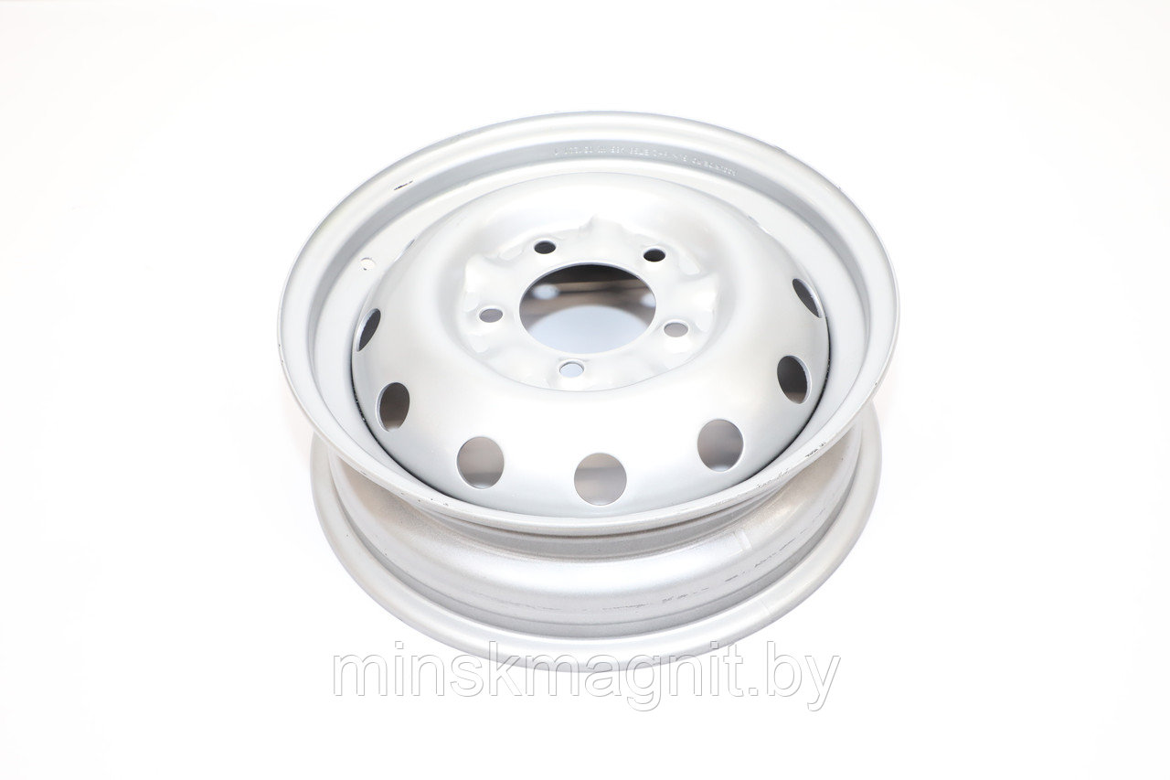 Диск колеса ВАЗ 2121-21214 R16 5J 5x139.7 ET58 (серебристый) 21214 ...