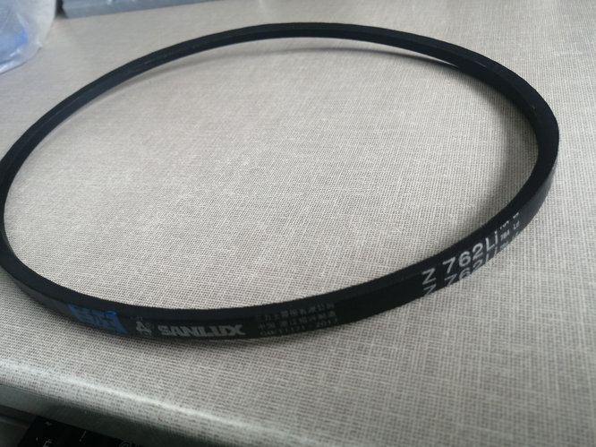 CHAMPION 24211f050000 - Ремень привода хода LM5347.5347BS.5347EBS ...