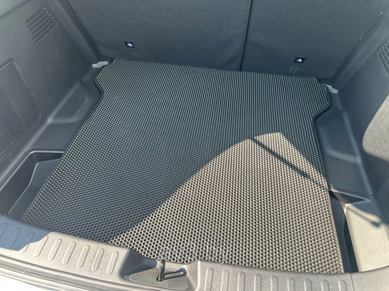 Коврик в багажник EVA Changan Shenlan deepal s05 2024- бортики купить с доставкой по Беларуси